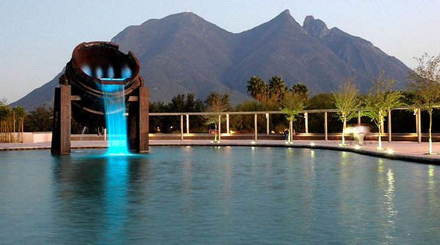 El Parque Fundidora, Monterrey. Un museo que convive con la naturaleza ...